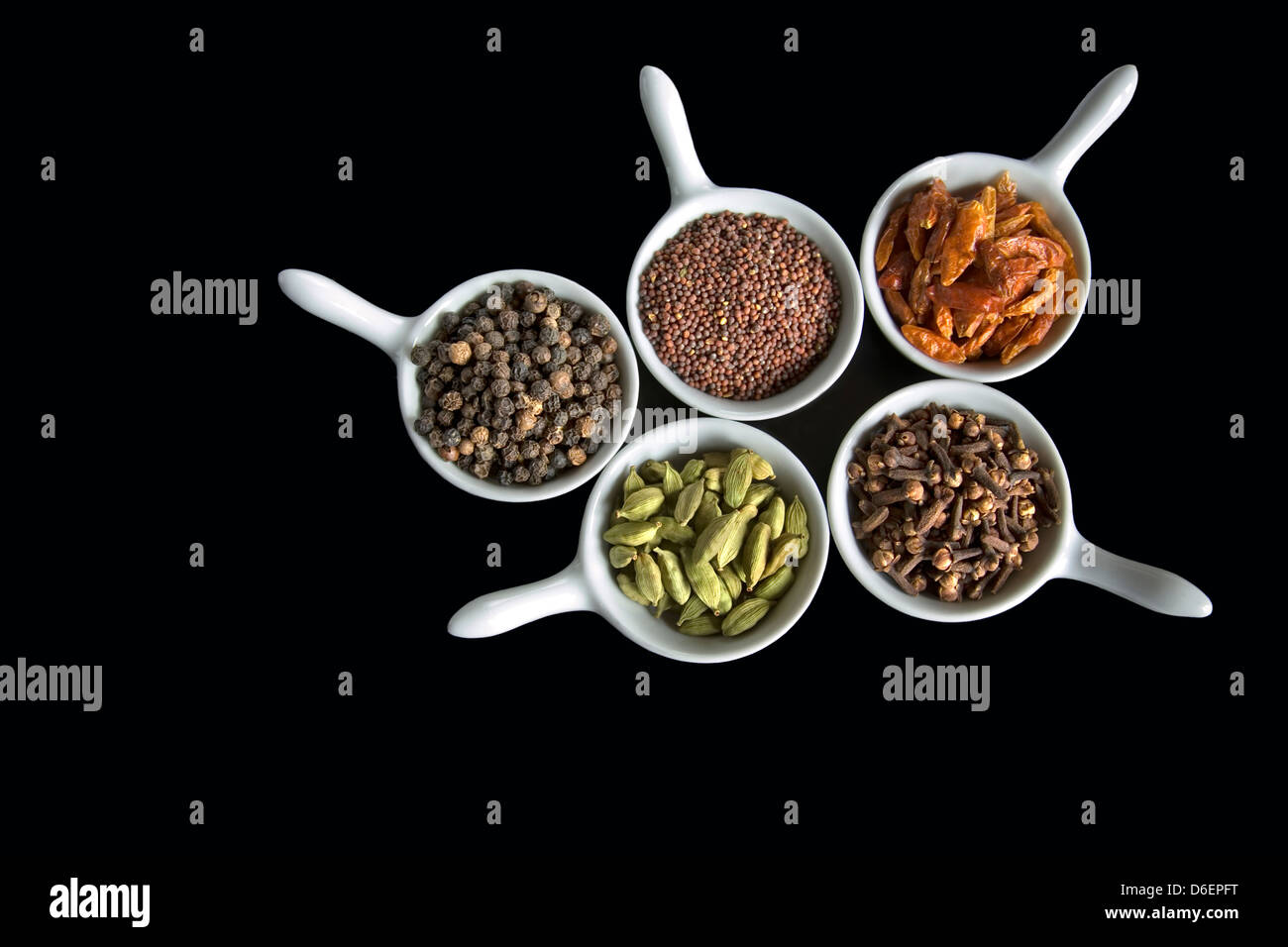 Selection of raw spices Stock Photo - Alamy