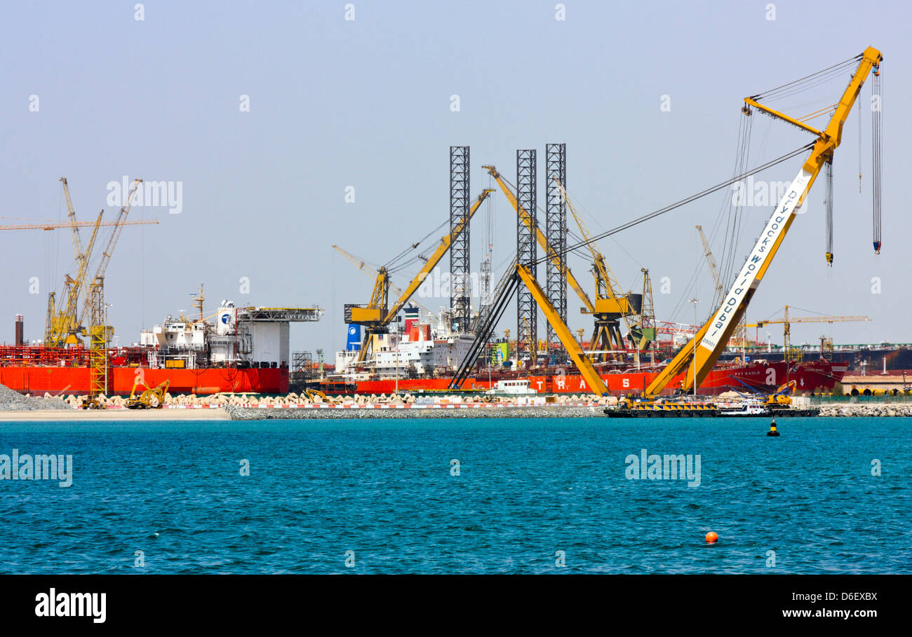 Floating Crane and Jack-up Rig at Dubai Drydocks, United Arab Emirates ...
