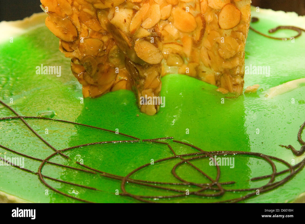 Icing ship hi-res stock photography and images - Alamy