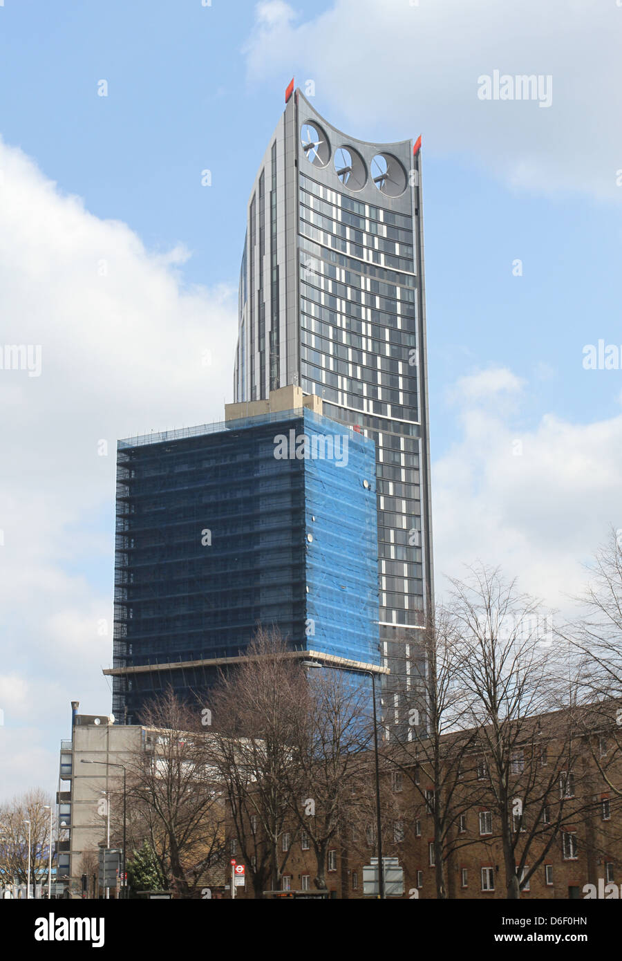 Strata skyscraper hi-res stock photography and images - Alamy