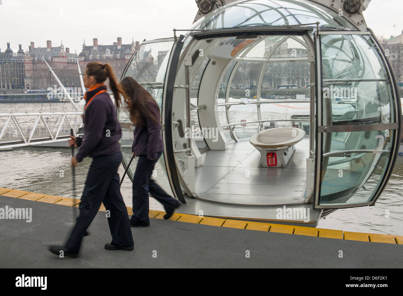General View picture of the London Eye Stock Photo - Alamy