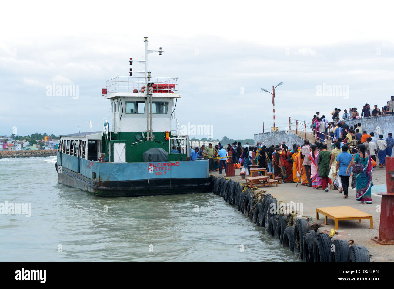 Ferry service to Vivekananda Rock Memorial, Kanyakumari, Tamil Nadu ...