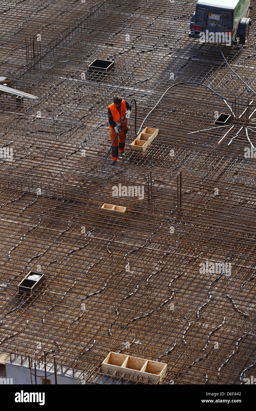 Berlin, Germany, a Betongiesser at a construction site at the Zoo Stock ...