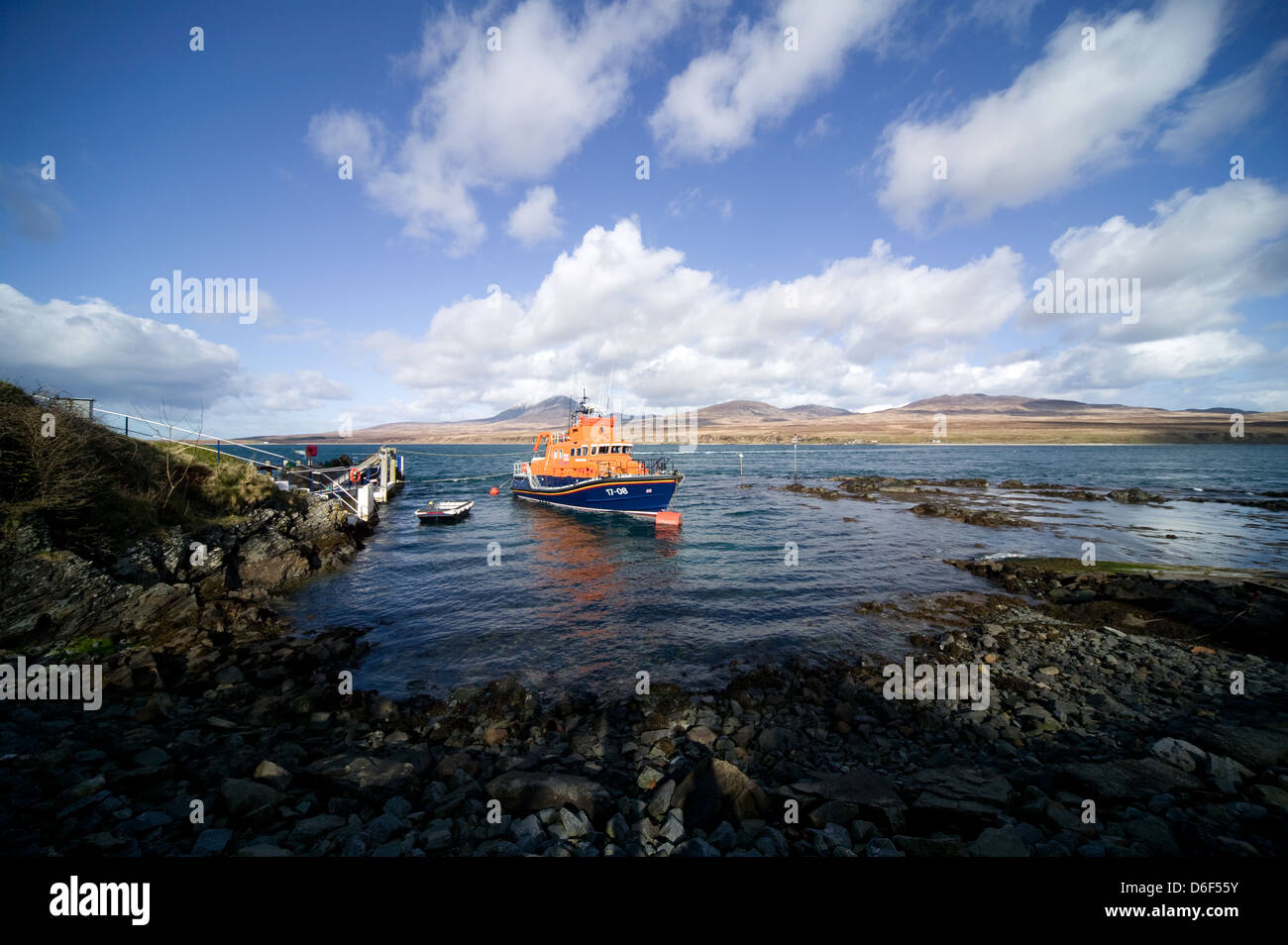 Islay lifeboat hi-res stock photography and images - Alamy