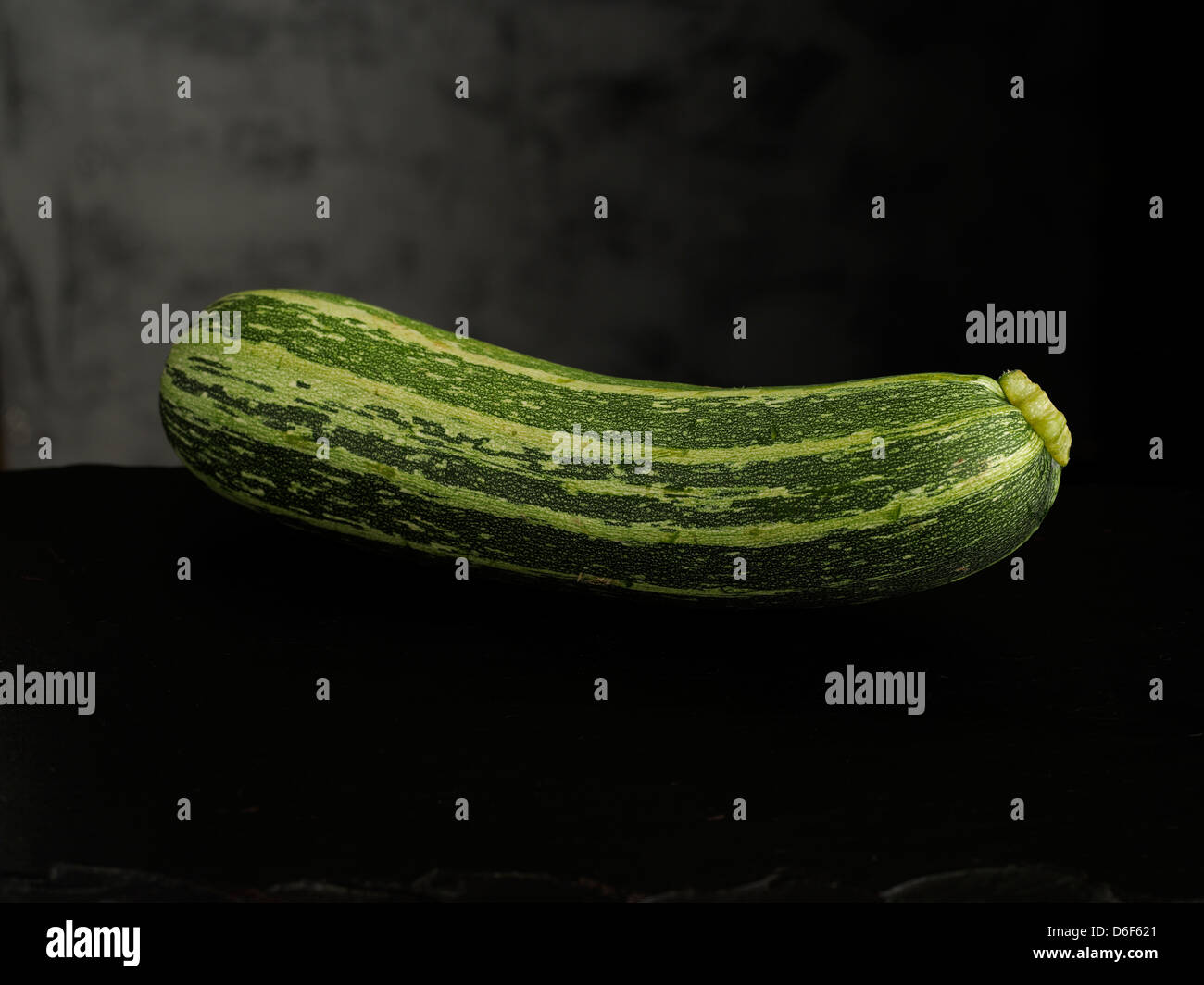 Unchopped hi-res stock photography and images - Alamy