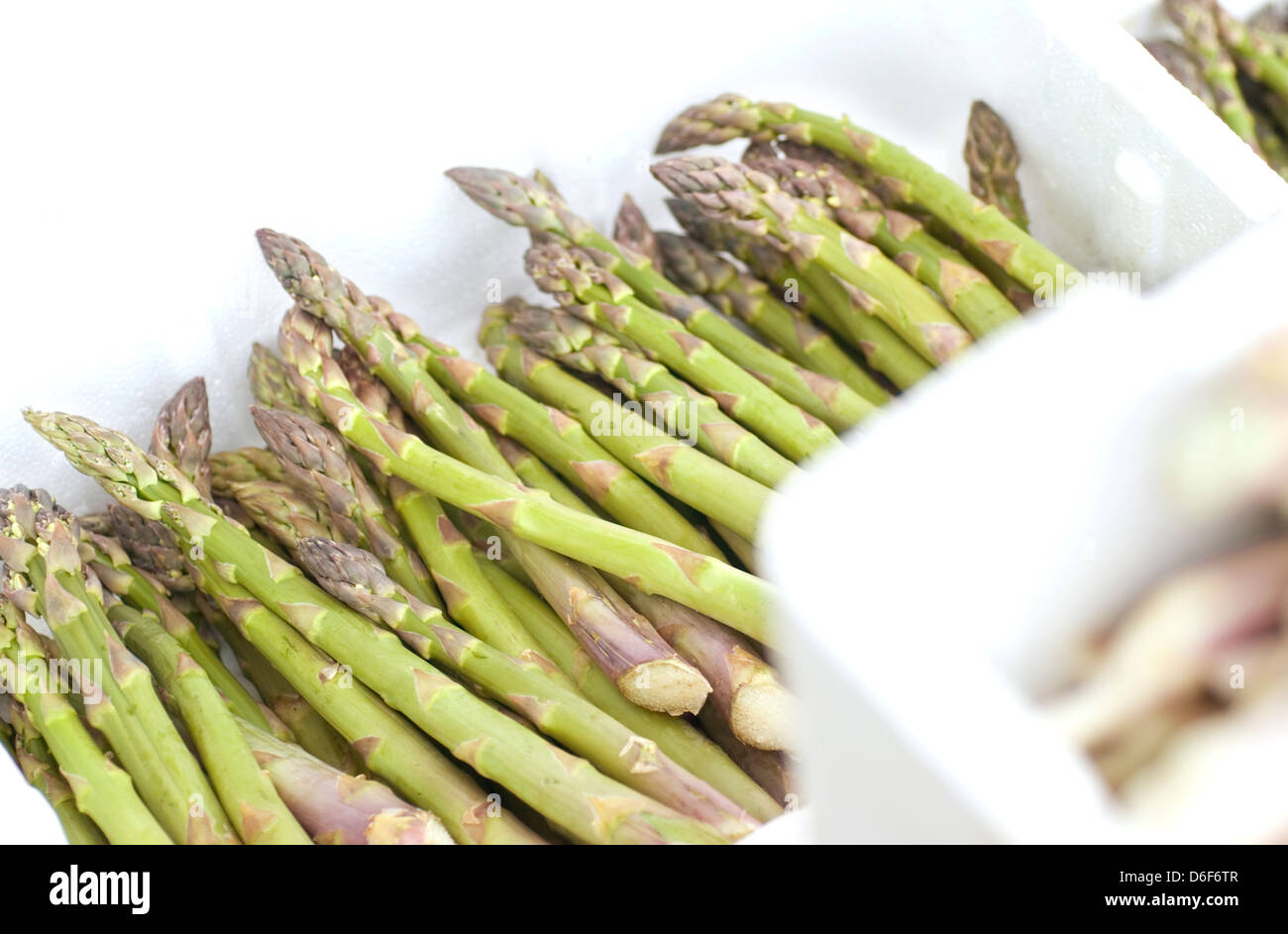 Boxes of Asparagus Stock Photo - Alamy