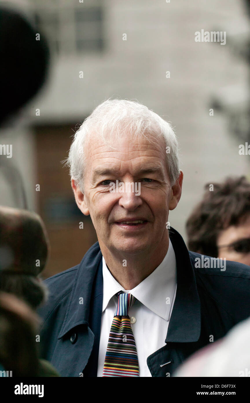John Snow, Channel 4 TV presenter, interviews people, after Baroness ...