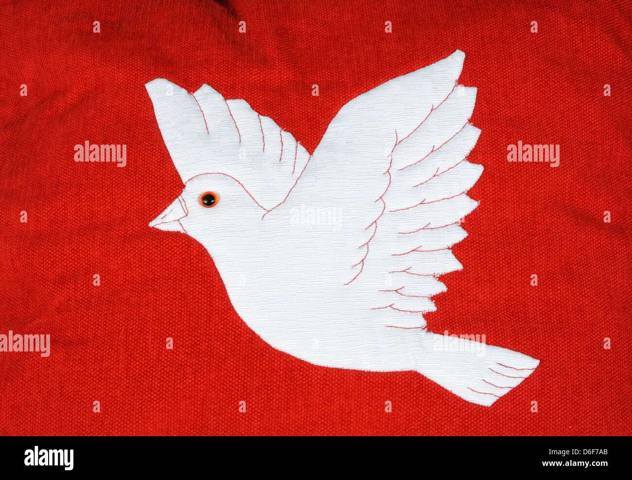 Red peace dove hi-res stock photography and images - Alamy