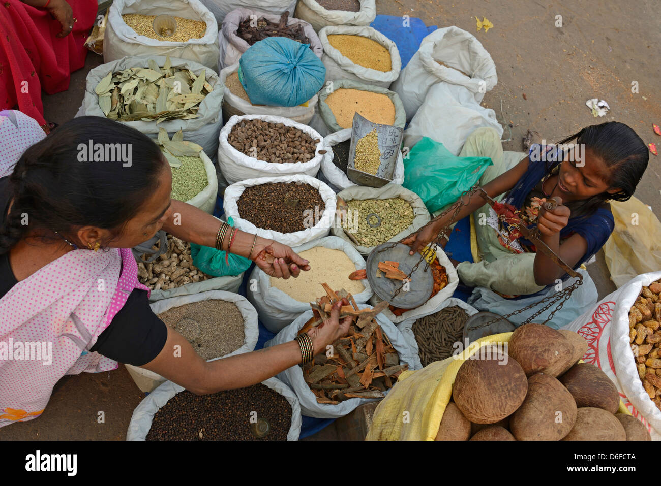 Indian merchants hi-res stock photography and images - Alamy