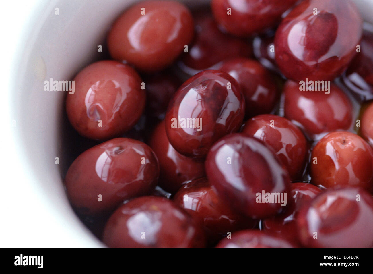 Whole kalamata olives hi-res stock photography and images - Alamy