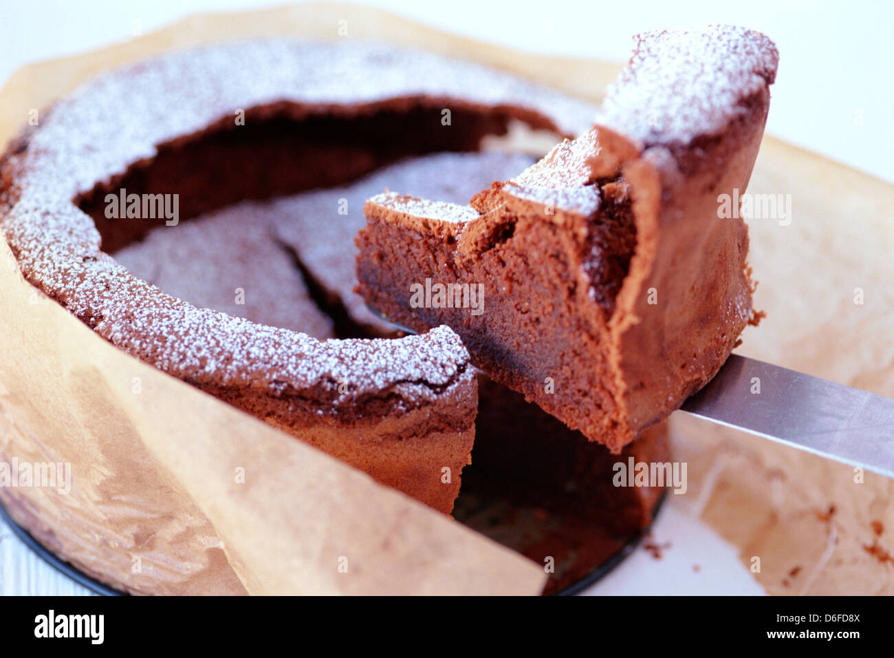 Sunken cake hi-res stock photography and images - Alamy