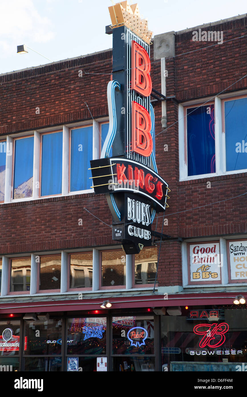 B B King's Blues Club neon sign at Beale Street in Memphis, Tennessee ...