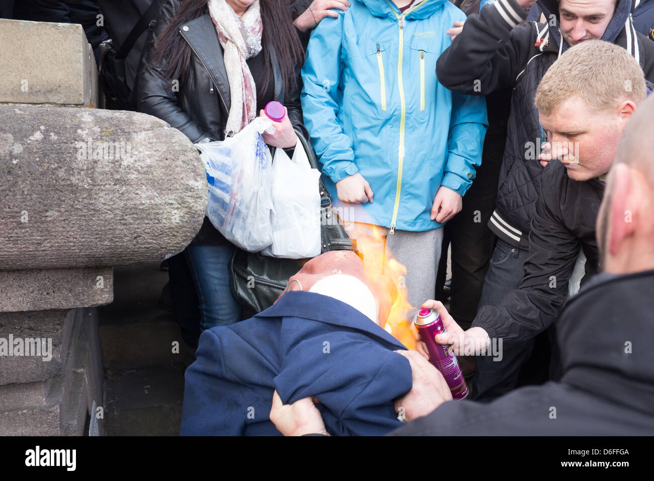 Effigy burned hi-res stock photography and images - Alamy