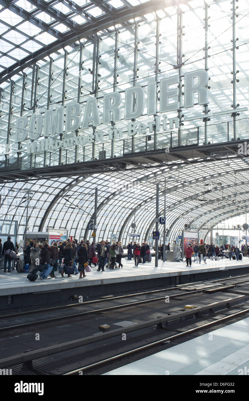 General view of one of the many platforms at Hauptbahnhof Station in ...