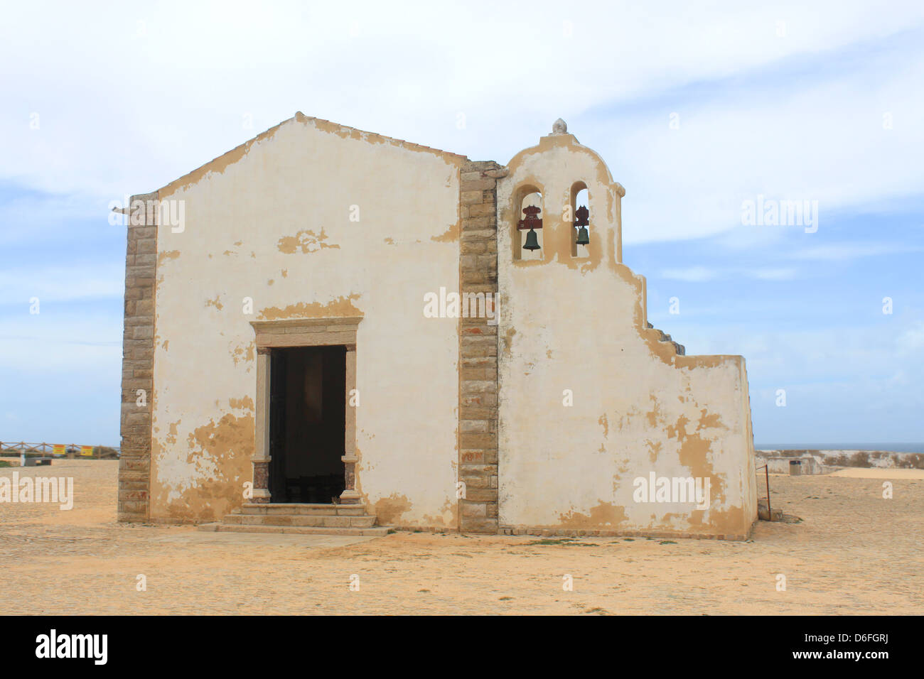 Simple chapel hi-res stock photography and images - Alamy