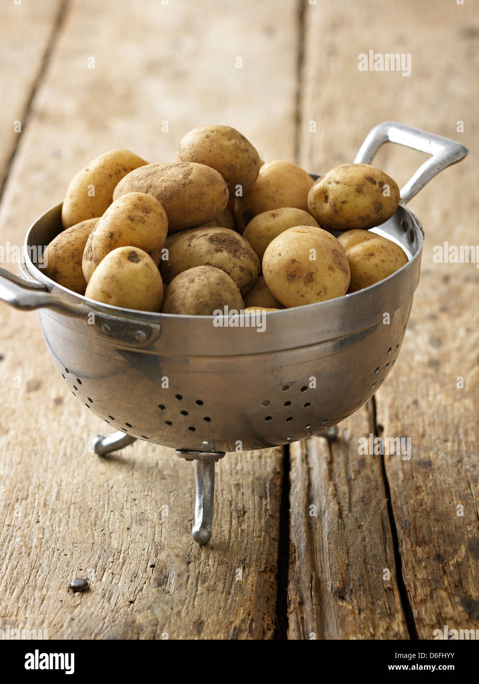 Loose colander hi-res stock photography and images - Alamy