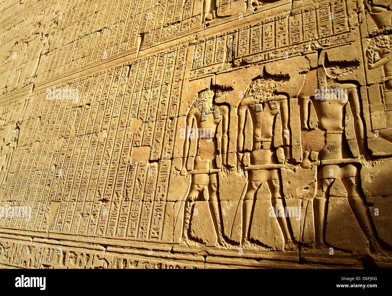 Ancient Egyptian script Stock Photo - Alamy
