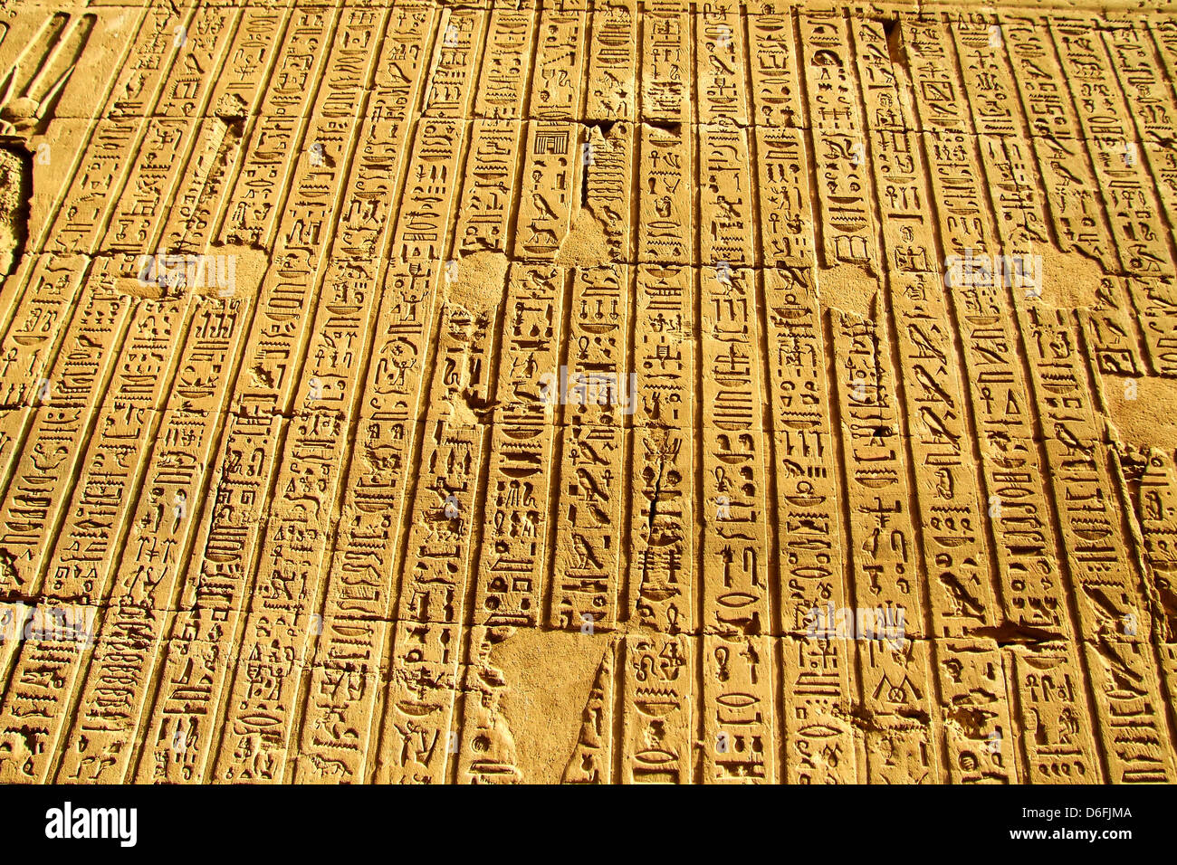 Ancient Egyptian script Stock Photo - Alamy