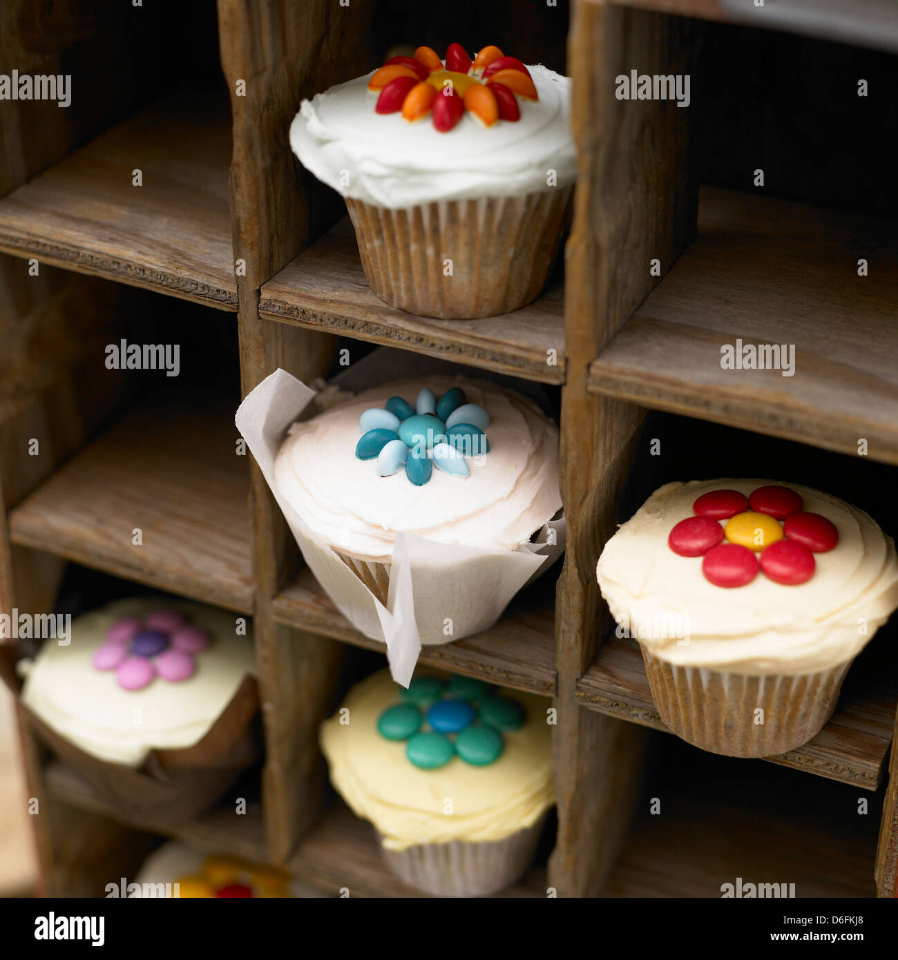 Cup cake cup cakes hi-res stock photography and images - Alamy