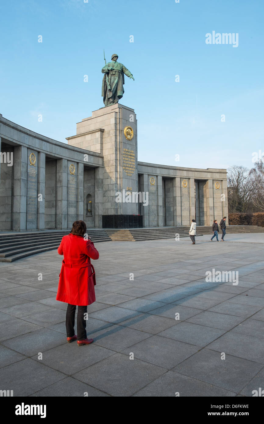 Impressive memorial recognizing the effort by the Soviet Union during ...