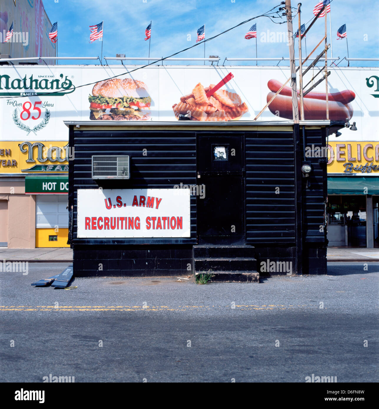 Army Recruiting Station Stock Photo - Alamy