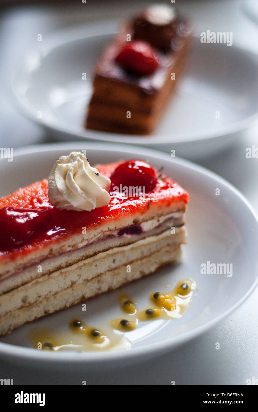 Gateau gateau hi-res stock photography and images - Alamy