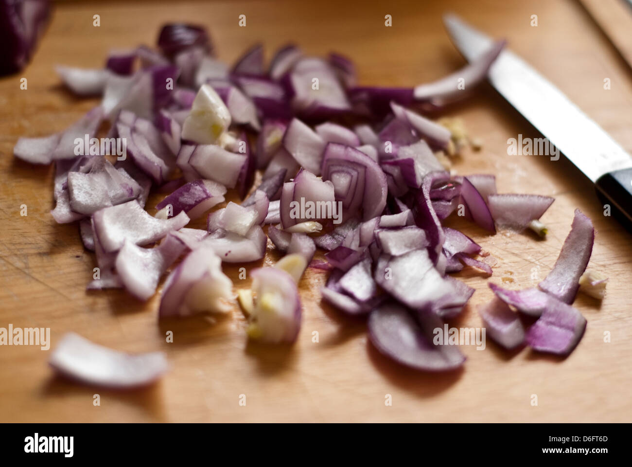 Diced red onions hi-res stock photography and images - Alamy