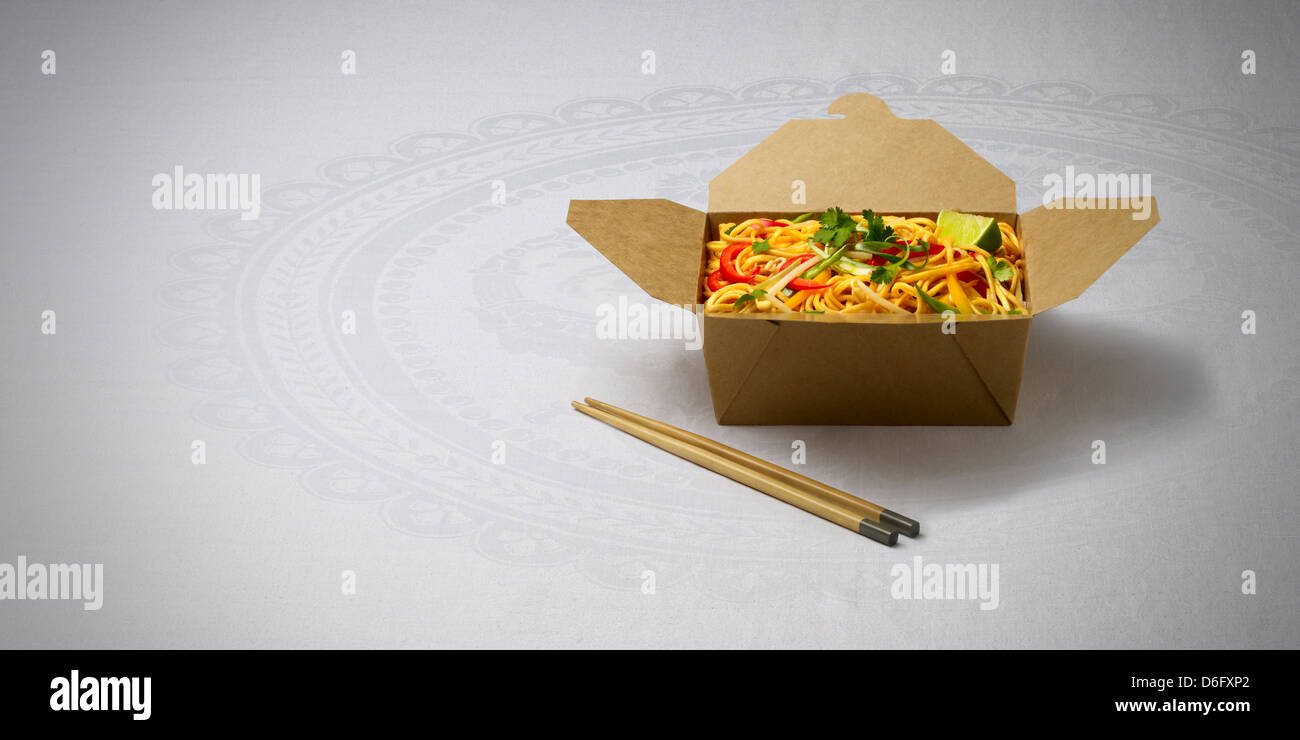 noodles in box Stock Photo - Alamy
