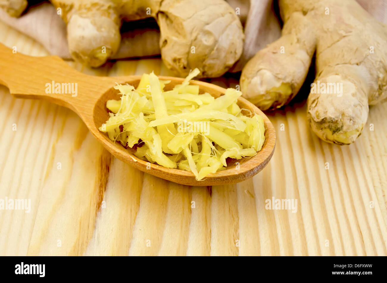 Grated ginger hi-res stock photography and images - Alamy