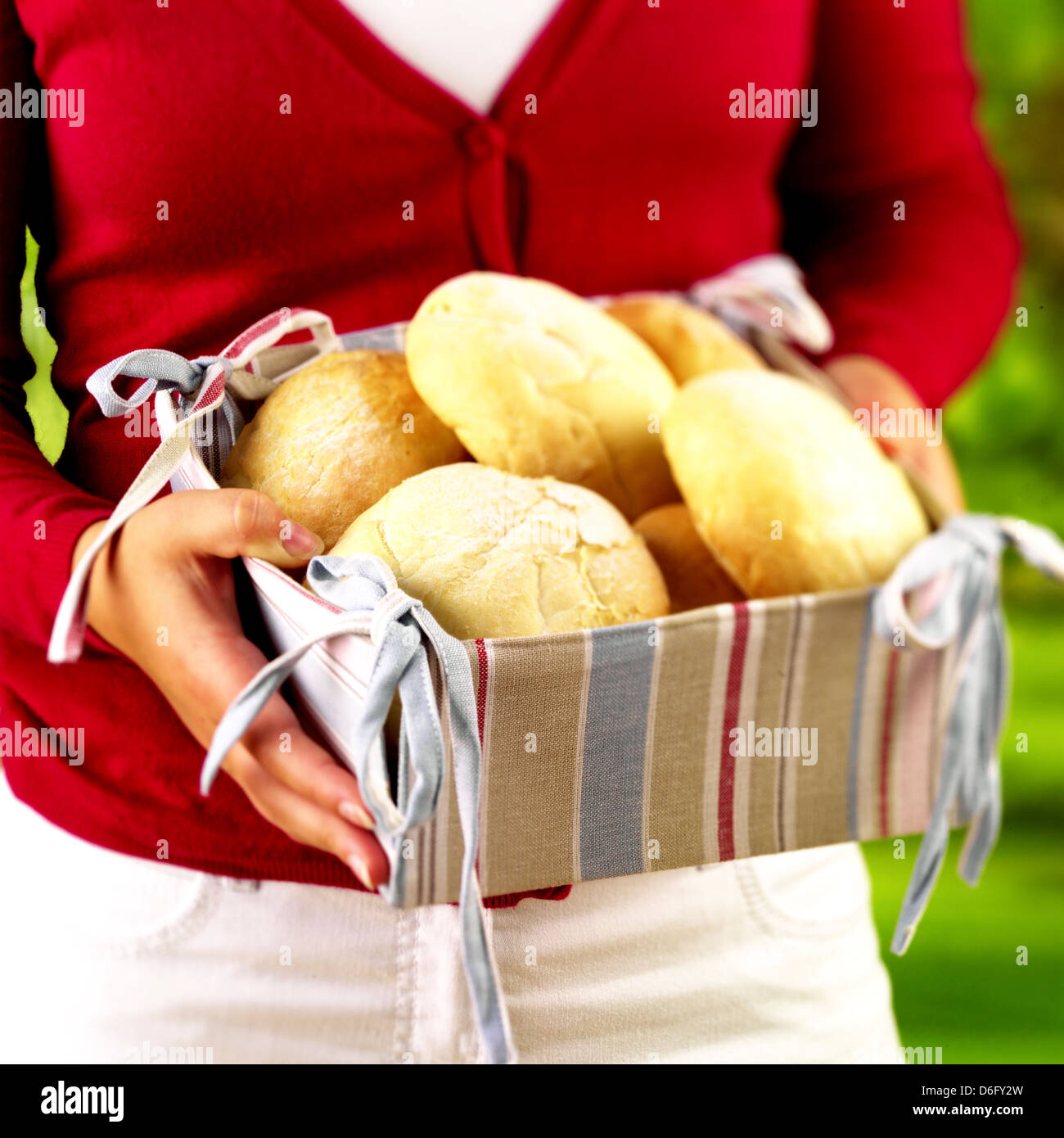 Full basket of breads hi-res stock photography and images - Alamy