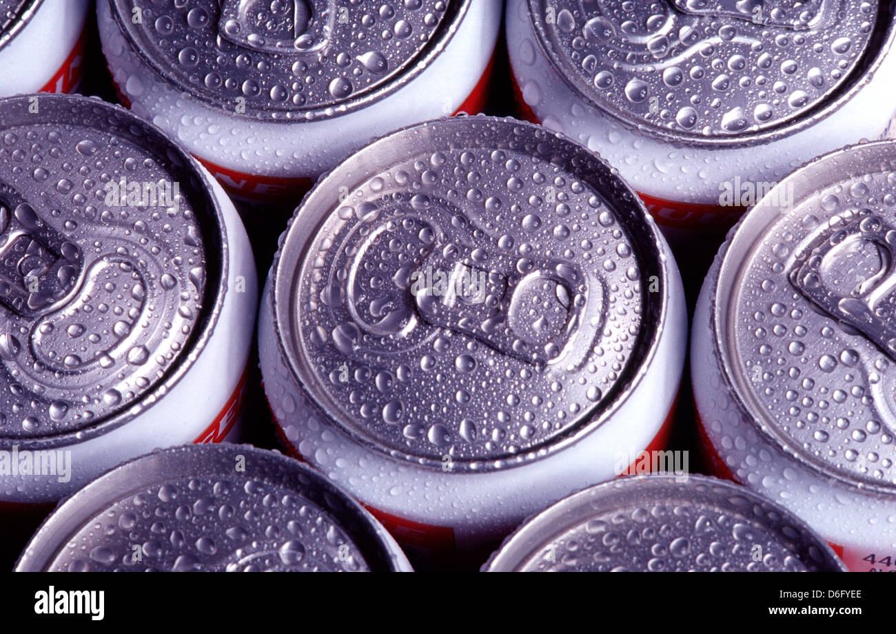Drink can tops hi-res stock photography and images - Alamy