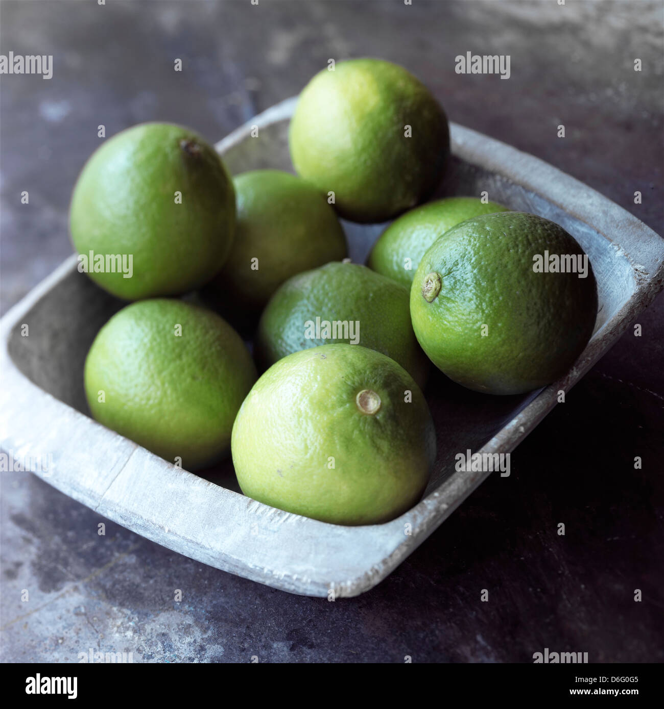 Five fresh limes hi-res stock photography and images - Alamy