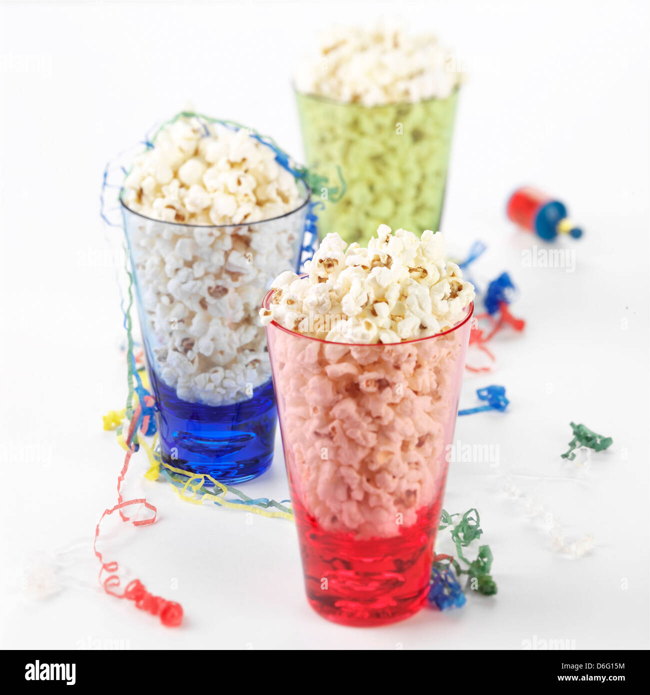 Coloured popcorn hi-res stock photography and images - Alamy