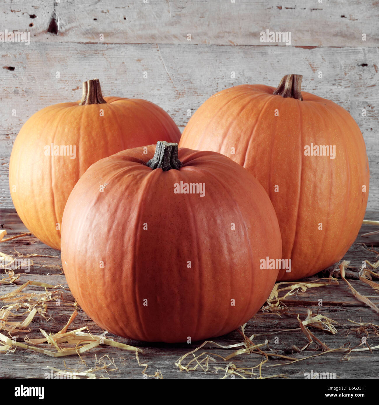 Oranges rustic photos hi-res stock photography and images - Alamy