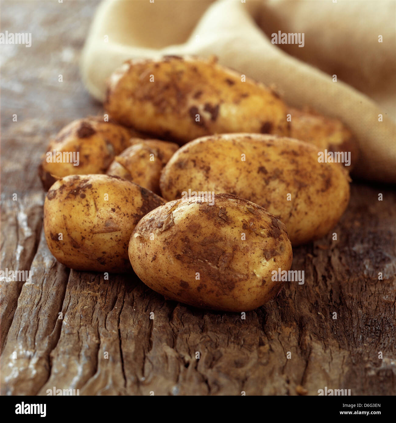 Potato store hessian hi-res stock photography and images - Alamy