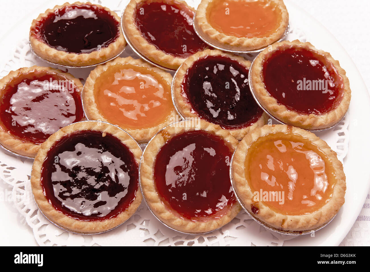 Jam tarts hi-res stock photography and images - Alamy