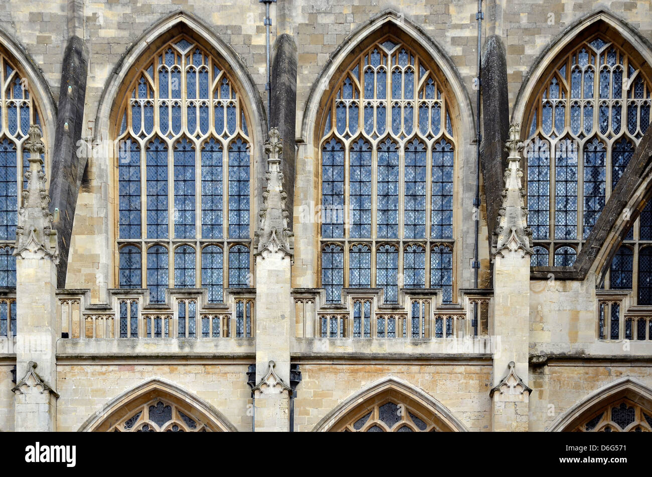 Perpendicular style architecture hi-res stock photography and images ...