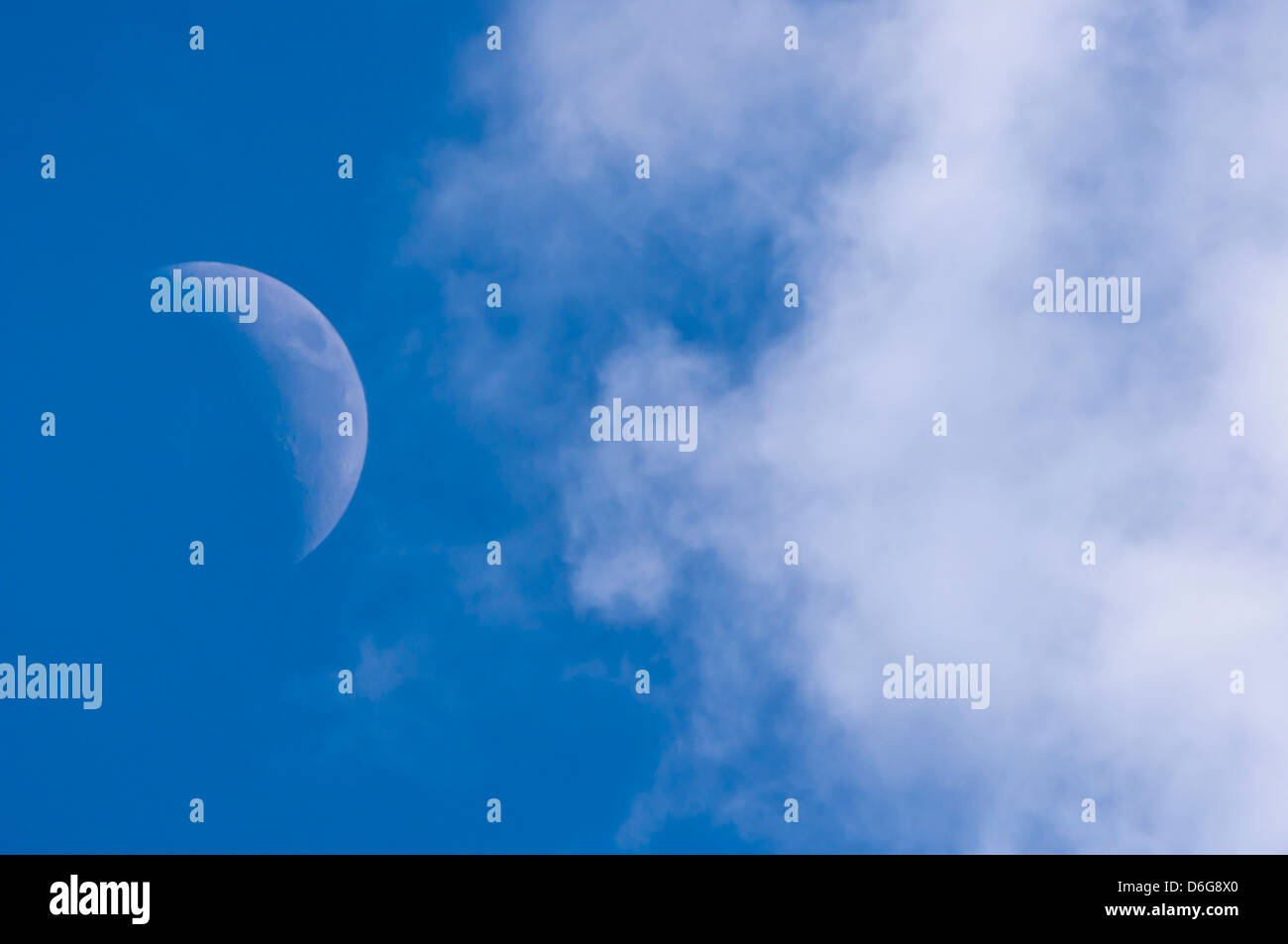 Blue sky white moon hi-res stock photography and images - Alamy