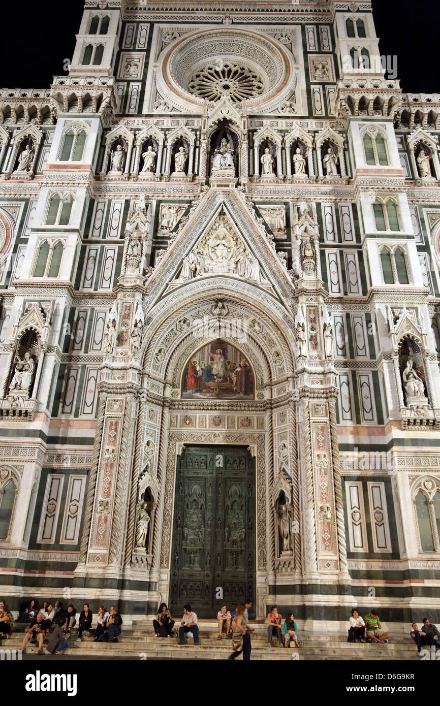Florence, italy duomo steps hi-res stock photography and images - Alamy
