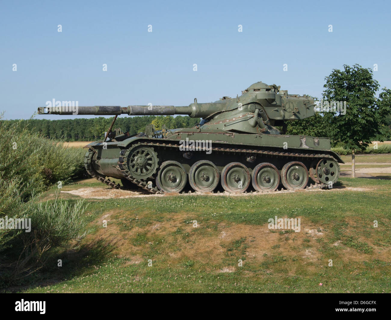 The AMX-13 is a French light tank, known for its innovative oscillating ...