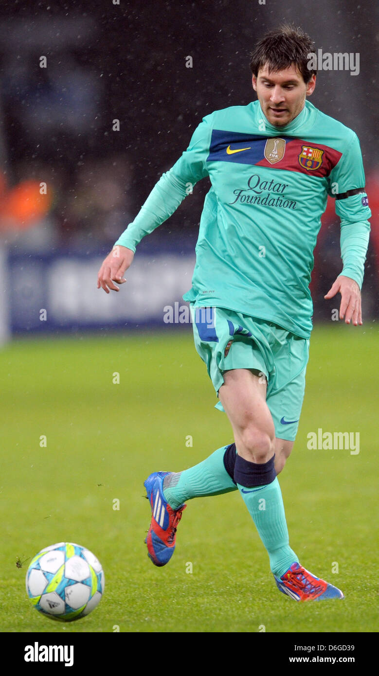 Barcelona's Lionel Messi in action during the Champions League round of ...