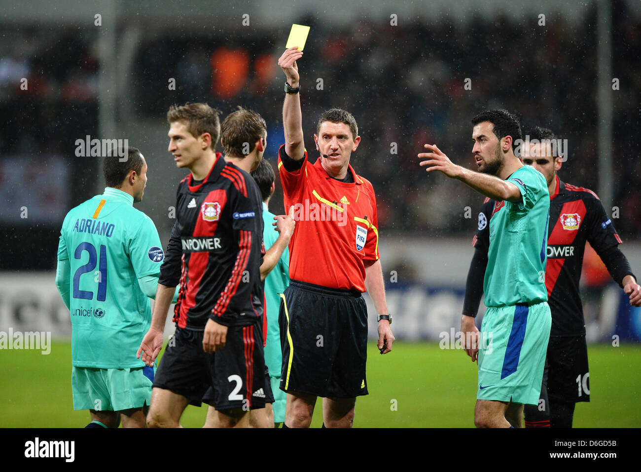 Scottish referee hi-res stock photography and images - Alamy