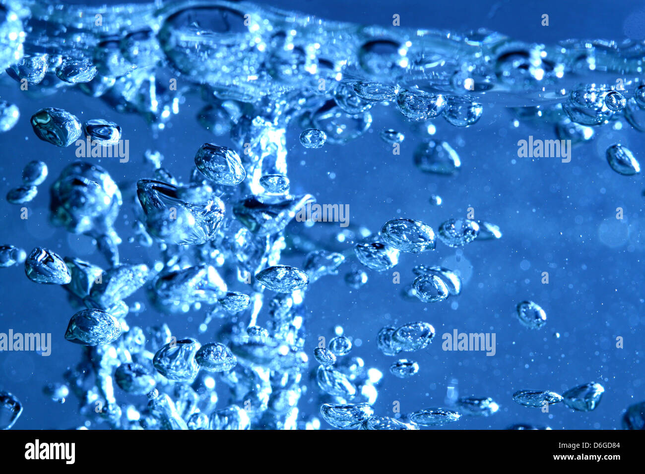 blue water bubbles macro close up Stock Photo - Alamy