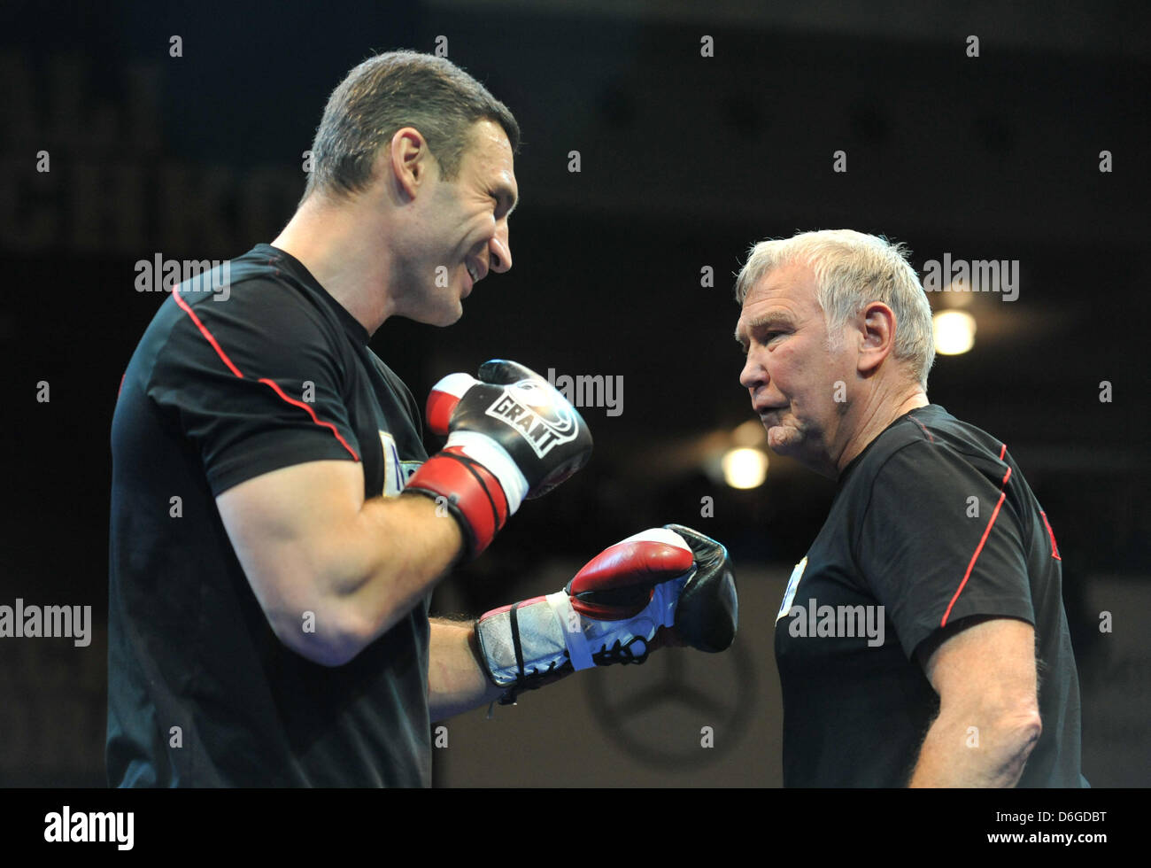 Ukrainian professional boxer Vitali Klitschko (L) is pictured during a ...