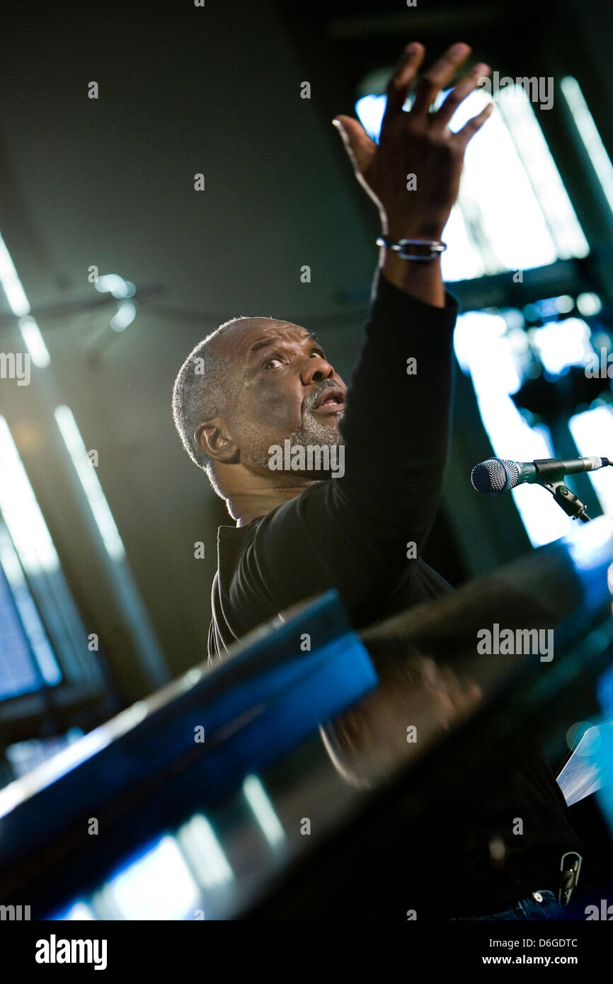 Willard White OM, CBE, Jamaican-born British Operatic bass singer ...