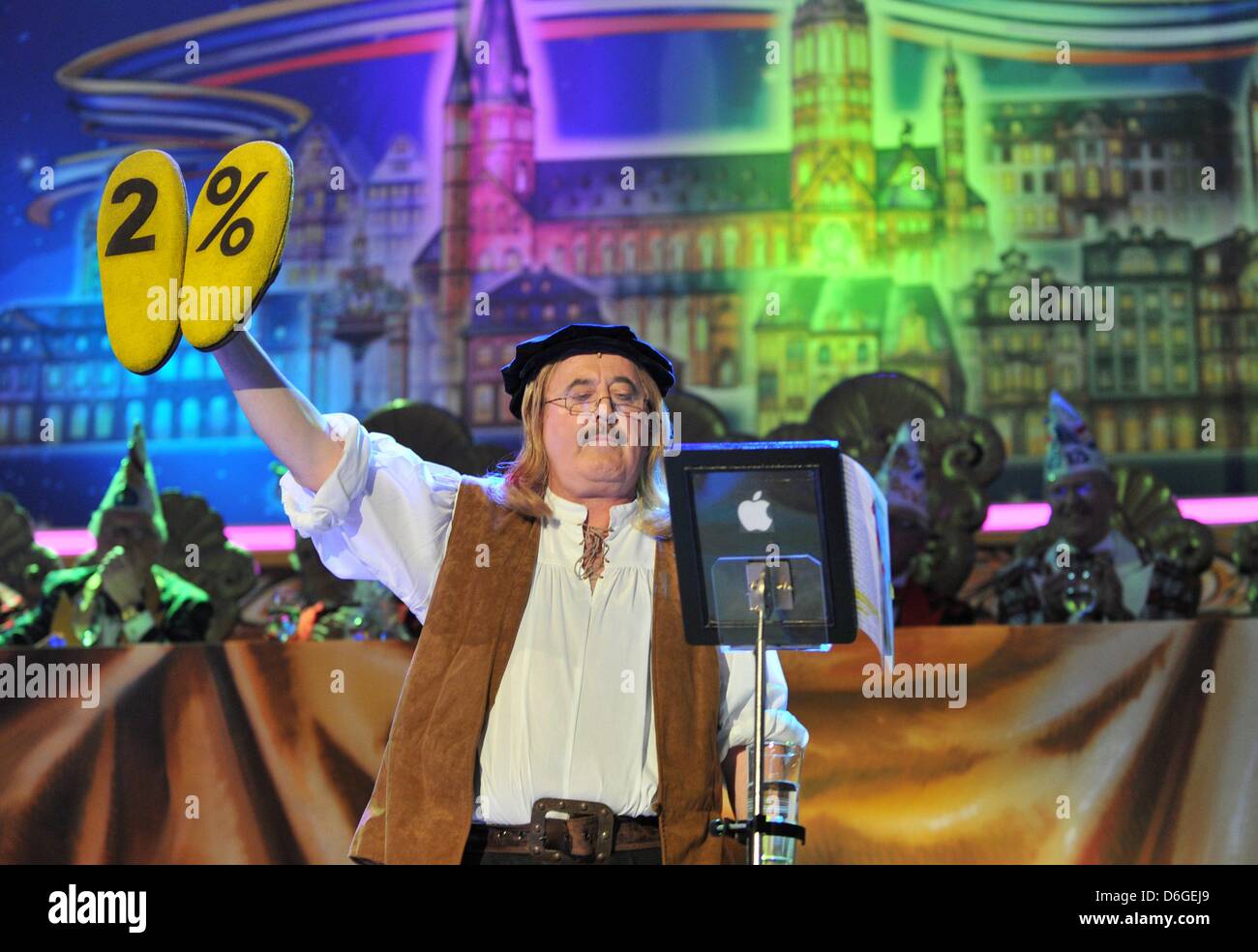 Hans Peter Betz performs as 'Guddi Gutenberg' during the dress ...