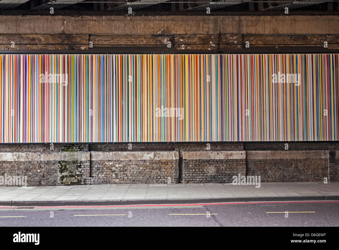 Poured lines hi-res stock photography and images - Alamy