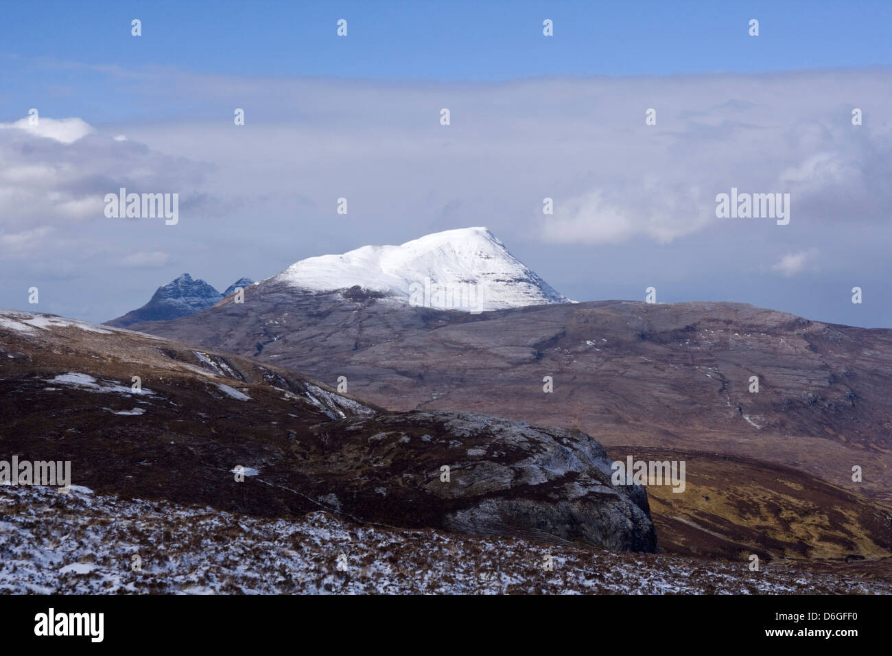 Suilven mountain top hi-res stock photography and images - Alamy