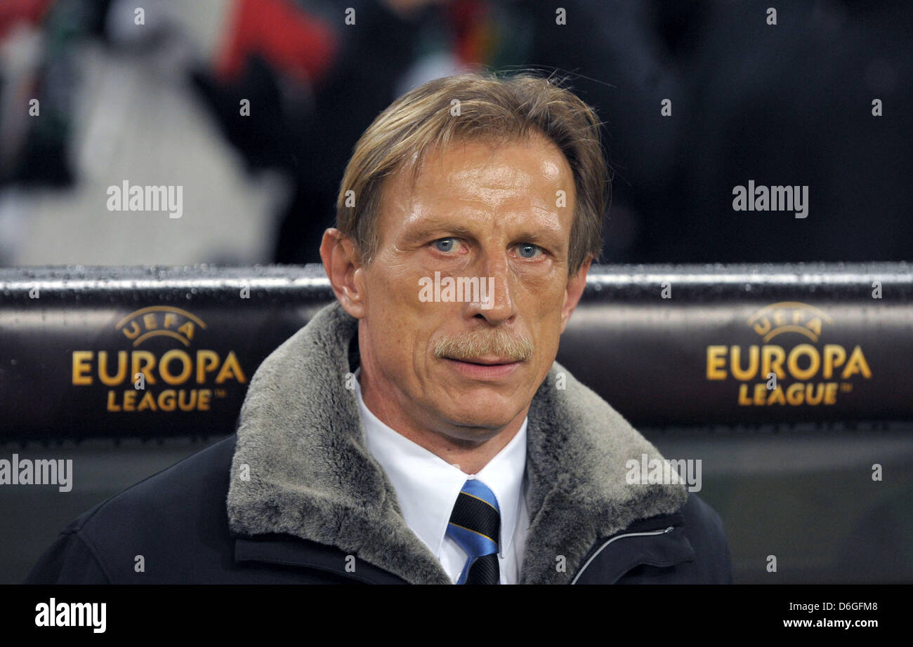 Brugge's coach Christoph Daum during the Europa League round of 32 ...