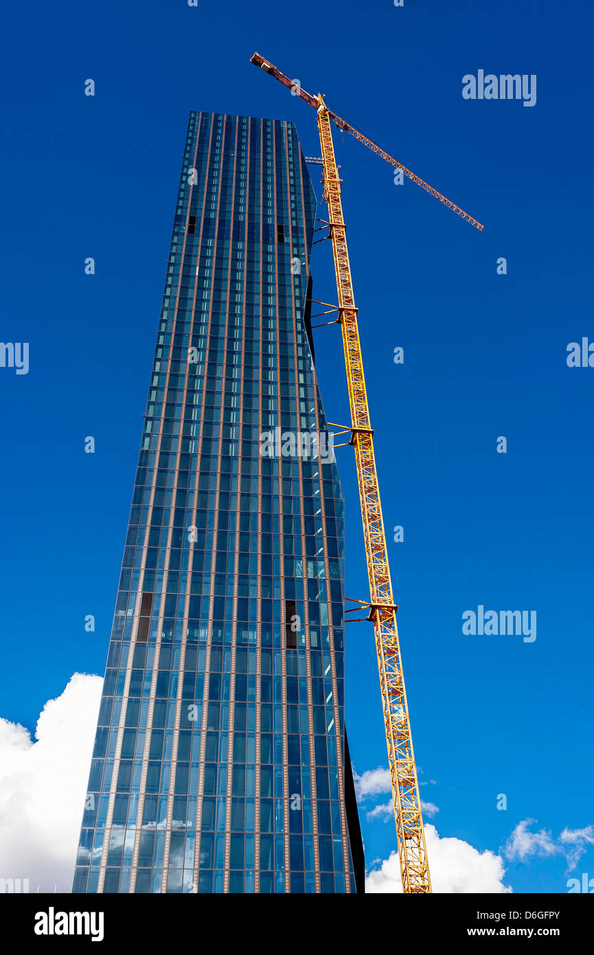 Highest office building hi-res stock photography and images - Alamy
